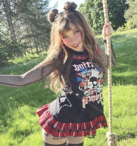 Who is Belle Delphine? Age, Career, Family, Net Worth, Height Bio