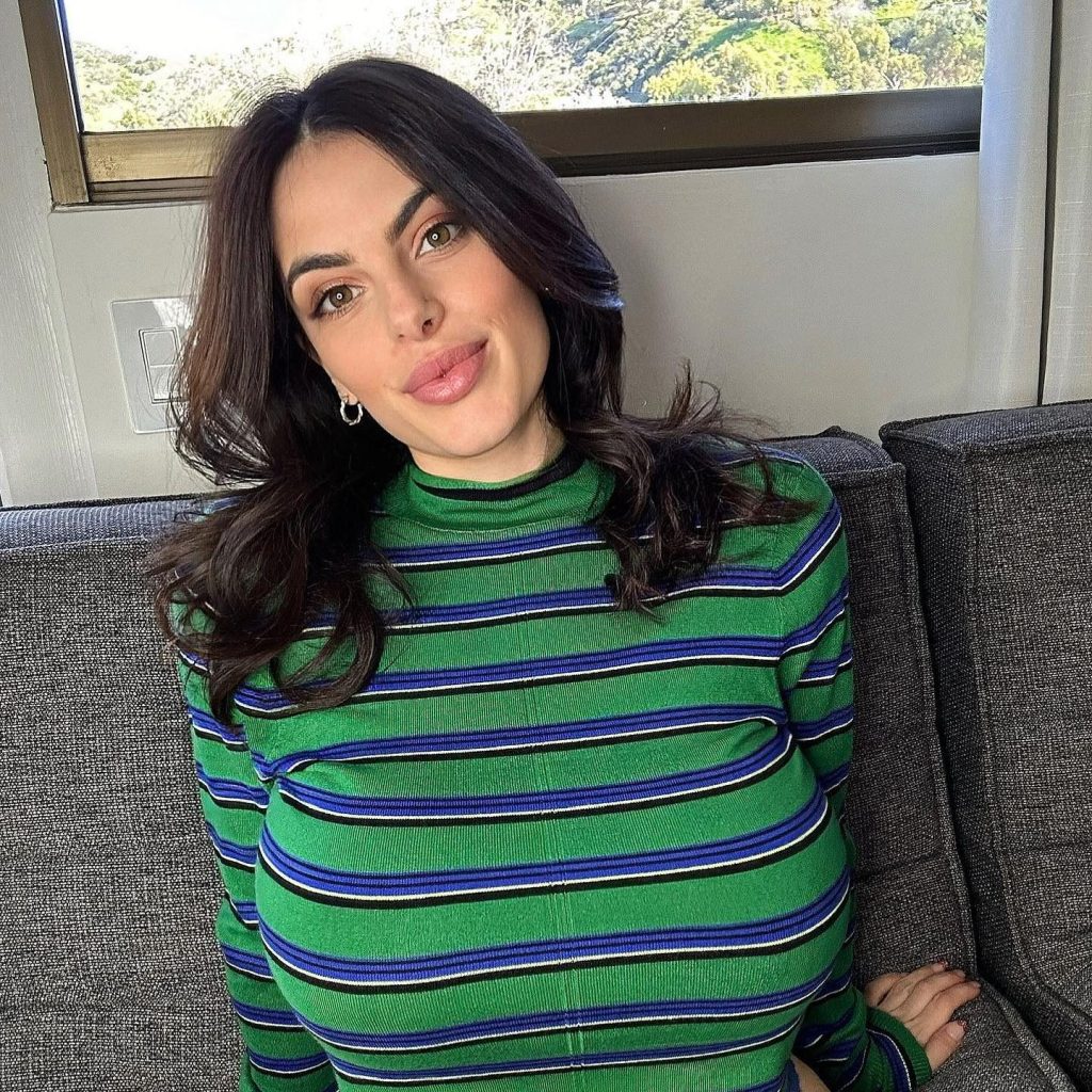 Who is Alexa Pearl? Career, Family, Net Worth, Age, Height Bio 2024